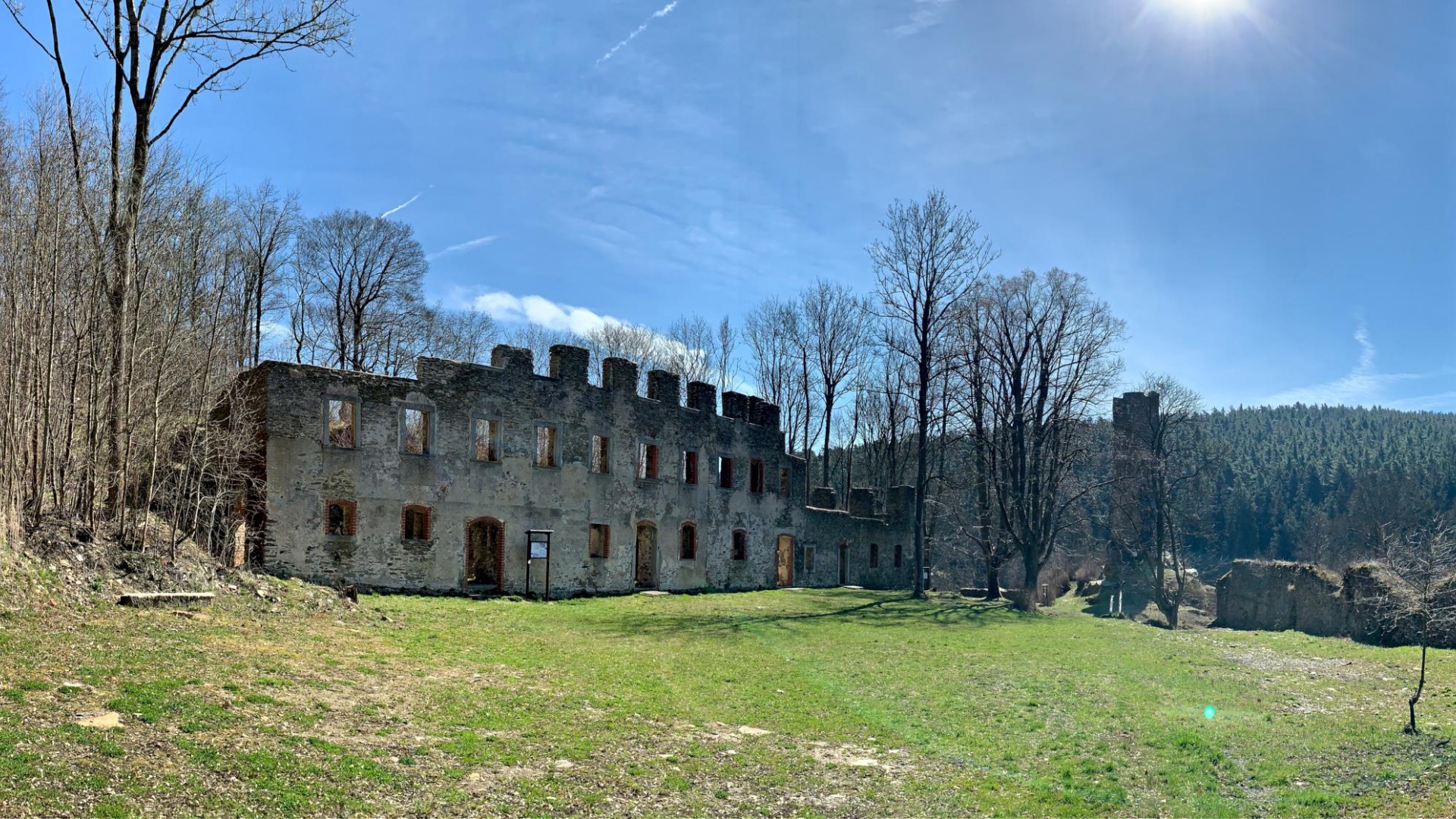 Zřícenina hradu a zámku Neuberg a rozhledna Háj – Nejzápadnější památky ...